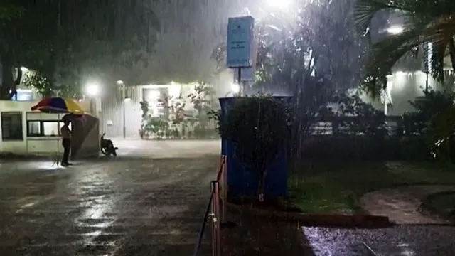 Pune Faces Flood Threat As IMD Issues Red Alert For Extremely Heavy Rain Today, Check Forecast